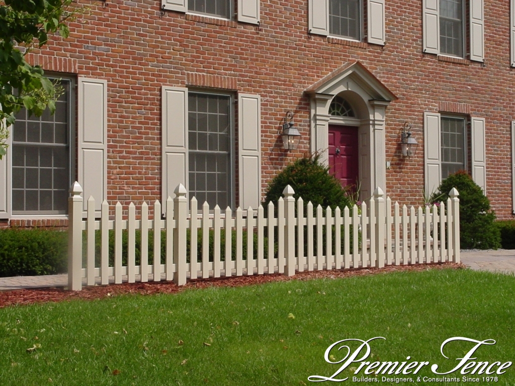 Vinyl Fence – Premier Fence Inc. Fence Minneapolis St Paul Fencing ...